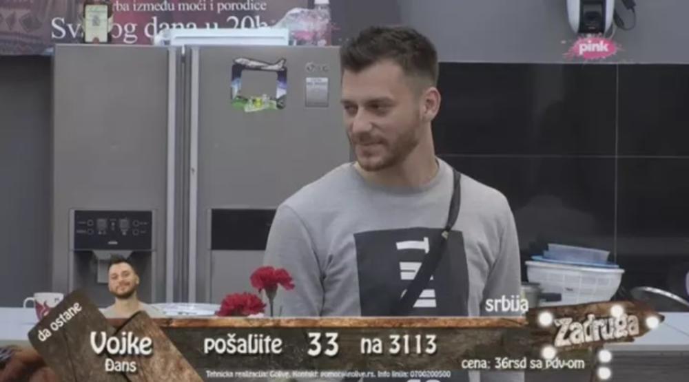 KOJI BLAM! Vojke pred svima ispričao kako ga je Sara ostavila, ona se POSTIDELA, htela u zemlju ...