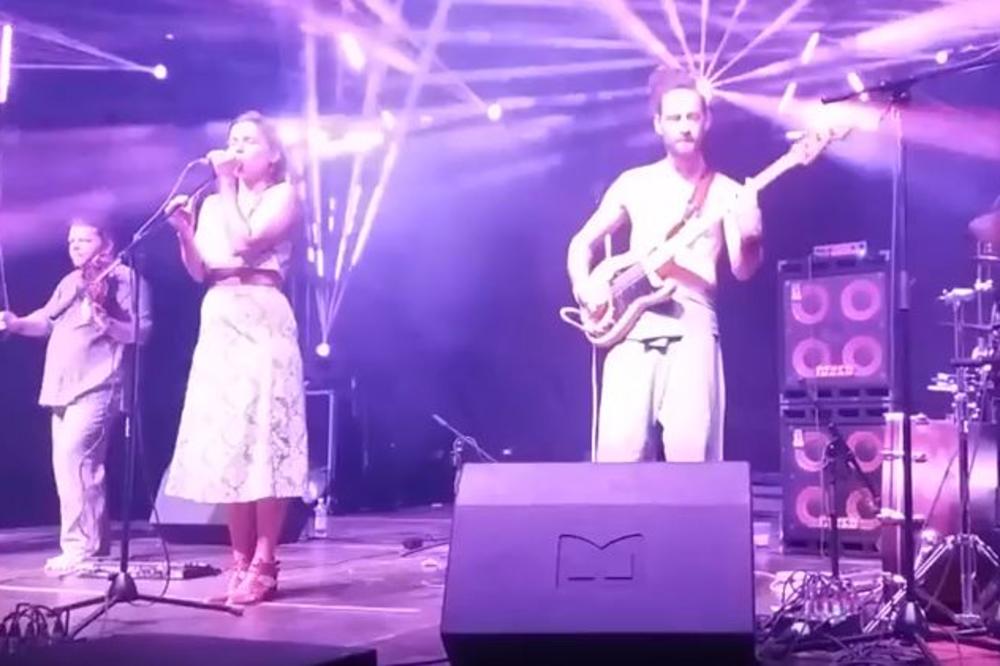 SPREMITE SE ZA SPEKTAKL: Tal Ben Ari TULA na Danima izraelske umetnosti ...