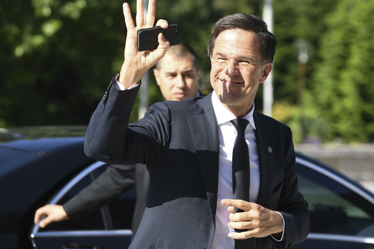 HOLANDSKI PREMIJER MARK RUTE POTVRDIO: Predao sam ostavku kralju!