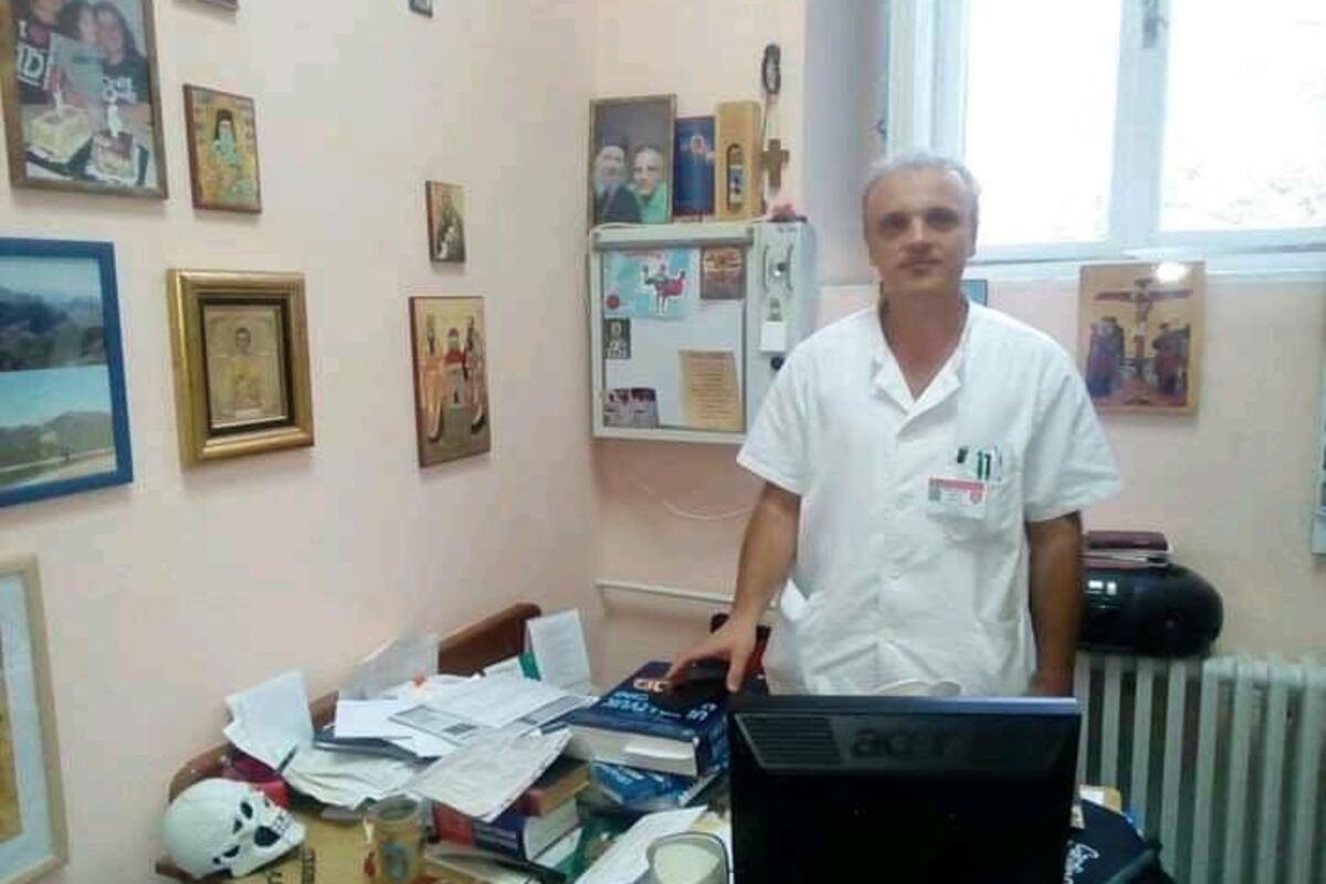 OVOM KARDIOLOGU CELA SRBIJA TREBA DA SKINE KAPU: Dario za nepokretne ...