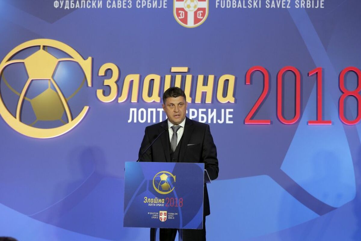 PITALI SU MILOJEVIĆA PROŠLE GODINE ŠTA MOŽE BOLJE: Sada im je odgovorio na dodeli Zlatne lopte!