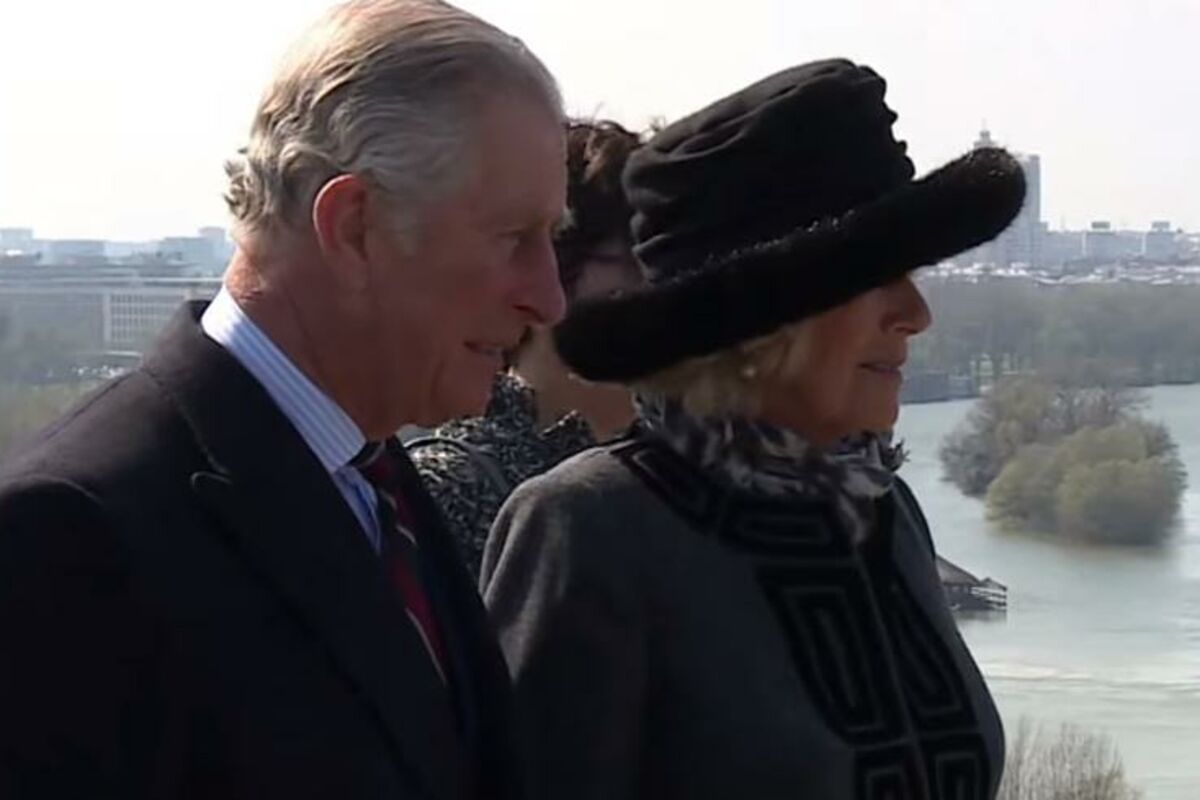 Kamila postaje kraljica