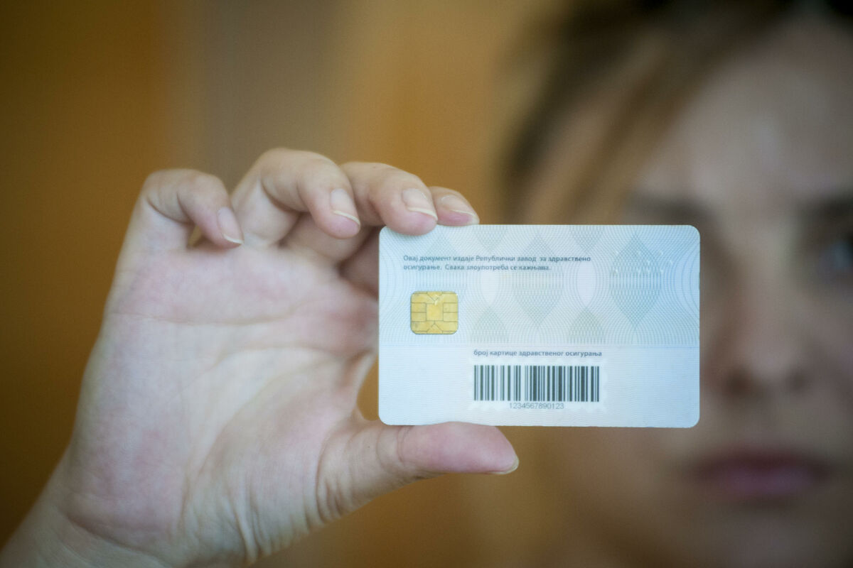 Kako proveriti da li je overena zdravstvena knjižica?