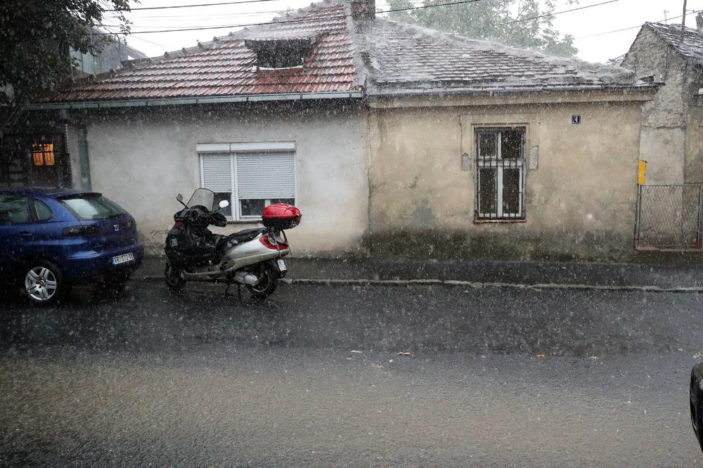 U SRBIJU VEČERAS STIŽE NEVREME! Ovo je prognoza za 7 dana, BIĆE I MRAZA ... U SRBIJU VEČERAS STIŽE NEVREME! Ovo je prognoza za 7 dana, BIĆE I MRAZA ...