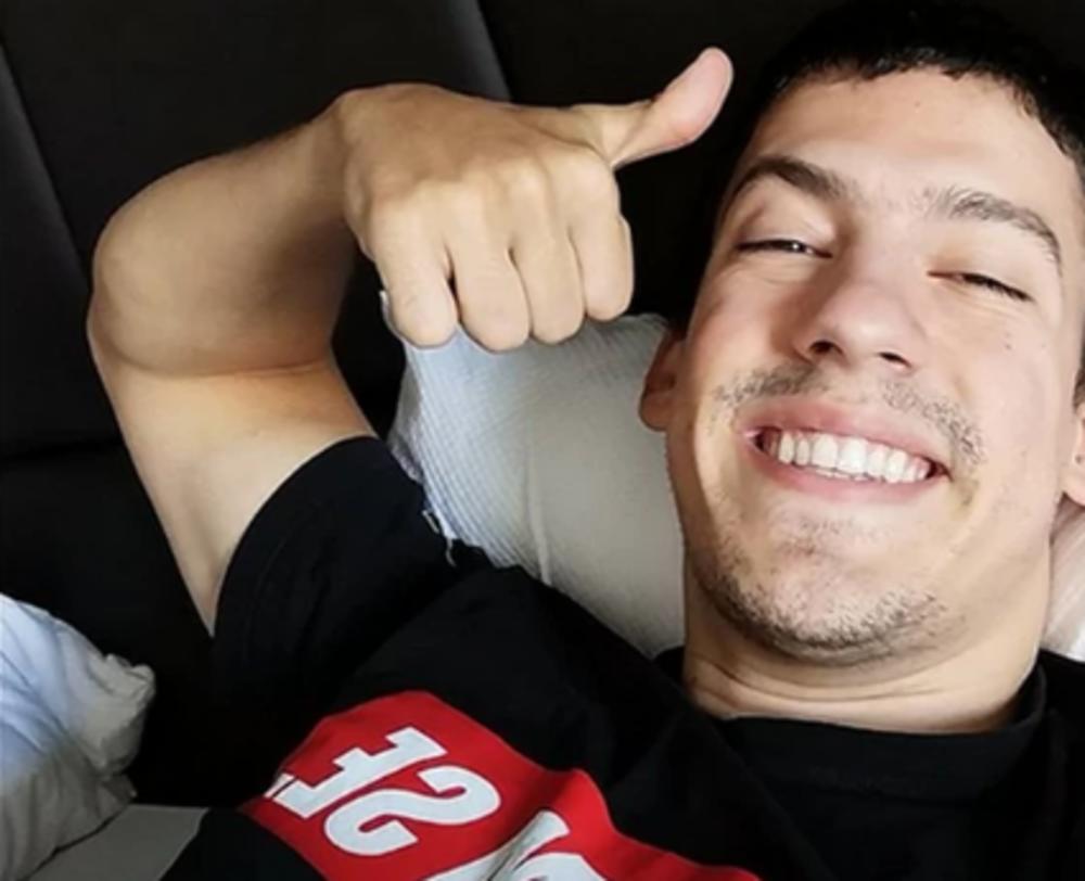 Baka Prase biografija | Media