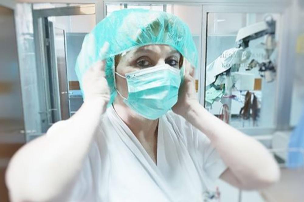 OVO JE ČUVENA SRPSKA DOKTORKA POD PUNOM RATNOM OPREMOM PROTIV VIRUSA ... OVO JE ČUVENA SRPSKA DOKTORKA POD PUNOM RATNOM OPREMOM PROTIV VIRUSA ...