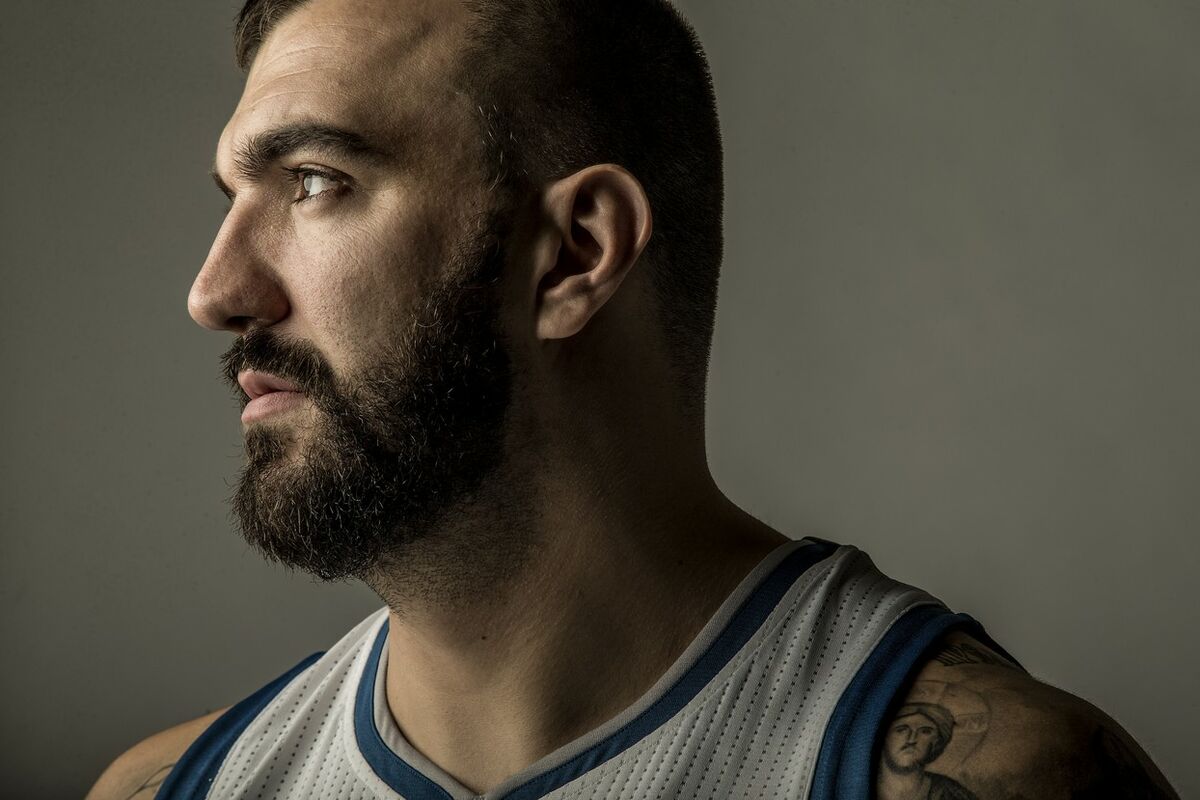 FORMER NBA STAR NIKOLA PEKOVIC IN SERIOUS CONDITION: He has Covid-19!