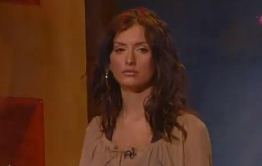 PEVAČICA PRE SVIH PLASTIČNIH OPERACIJA! Evo kako je IZGLEDALA Emina Jahović pre 18 godina! (FOTO)