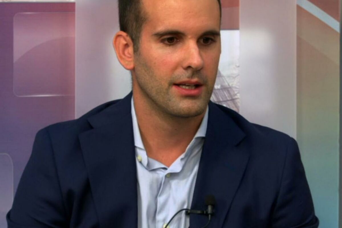 MILOJKO SPAJIĆ PO PRVI PUT POKAZAO ĆERKICU: Kandidat za premijera Crne ...