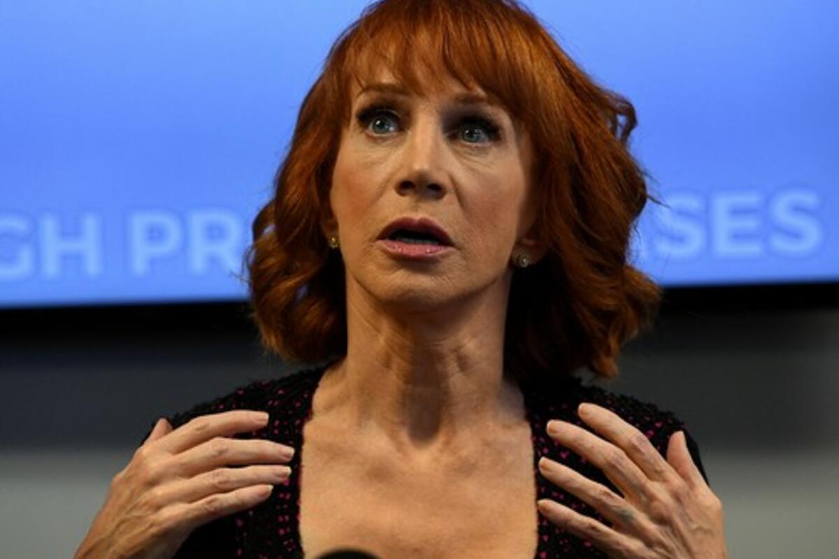 Sve vesti dana na temu : Američka glumica i komičarka Keti Grifin | Espreso