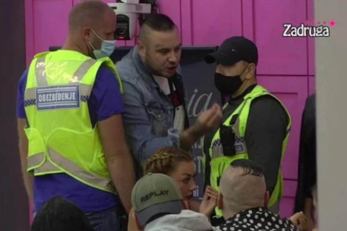 Filip Car nasrnuo na Milicu Veselinović