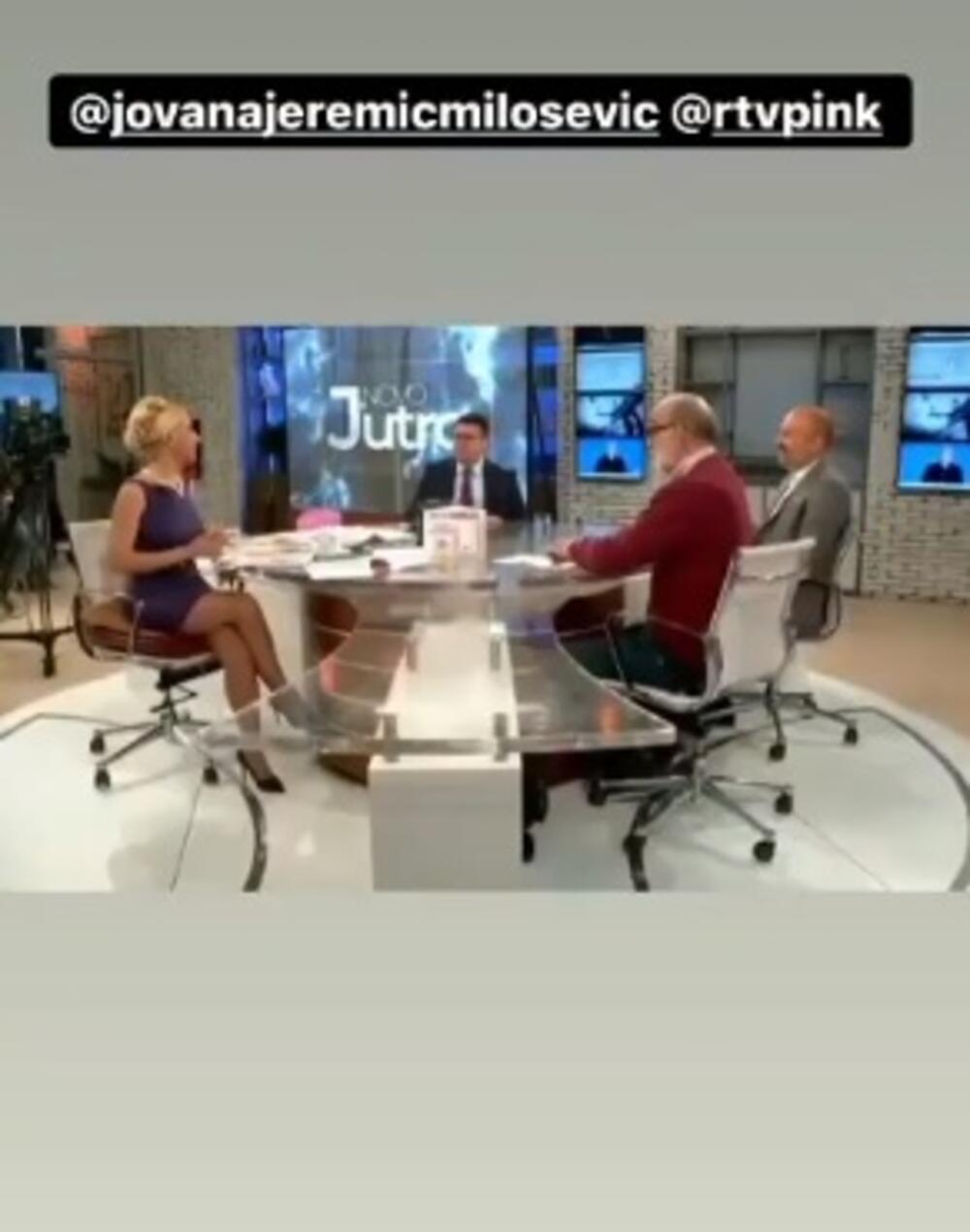 NISKE STRASTI U JUTARNJEM! Jovana Jeremić izbacila NOGE na Pinku: Izazovno sedela, dok je kamera ...