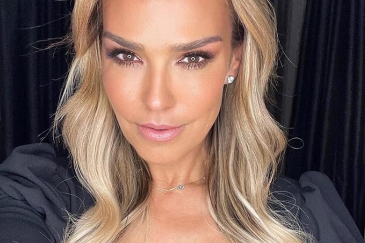 MARIJANA MATEUS NOSI STVAR OD 15.000 EVRA: Drži vrednost više nego ...