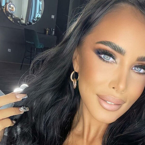 ALEKSANDRA SUBOTIĆ OTPRATILA DALILU SA INSTAGRAMA: Sve zbog RIJALITIJA ... ALEKSANDRA SUBOTIĆ OTPRATILA DALILU SA INSTAGRAMA: Sve zbog RIJALITIJA ...