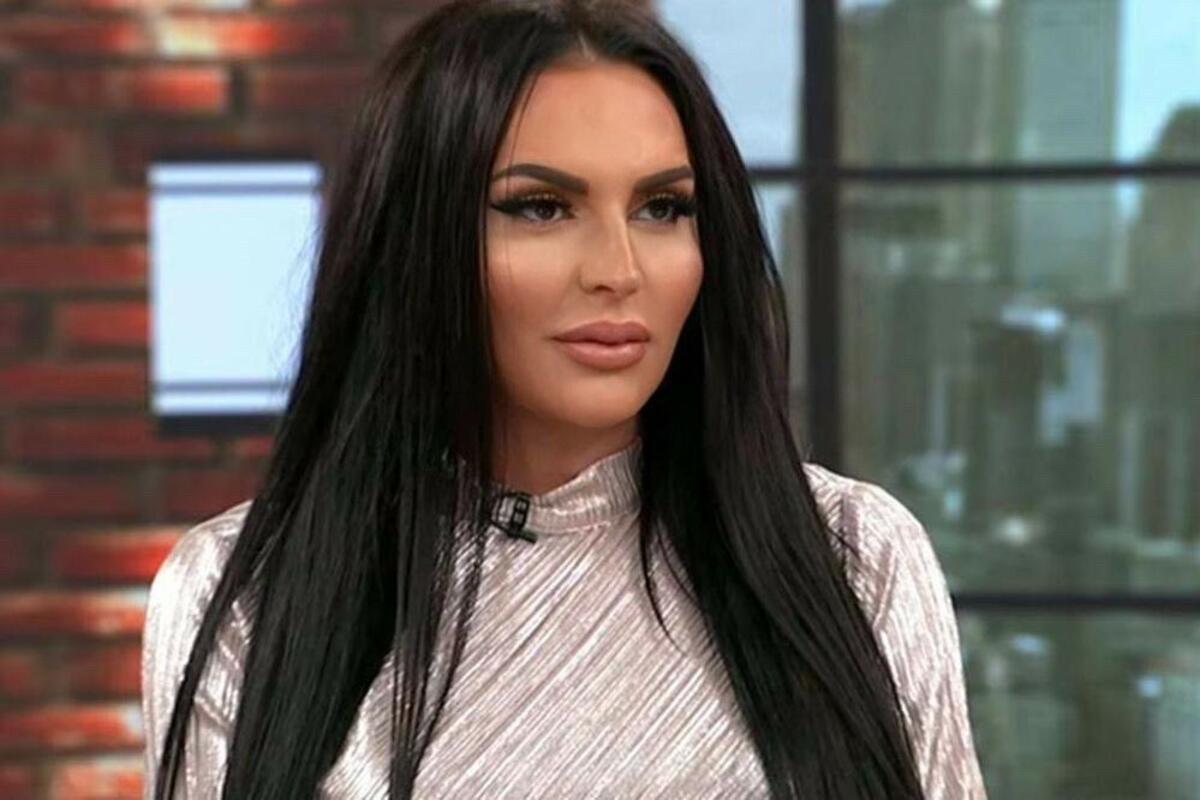 Elektra Elit o nasilju