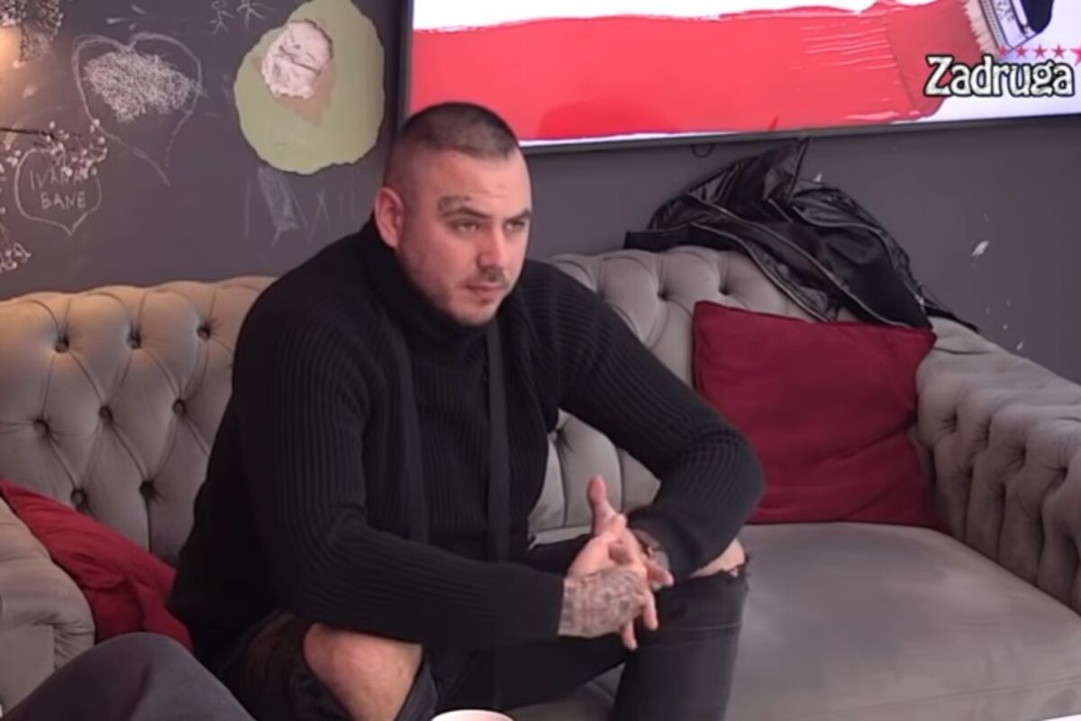 Filip Car nasrnuo na Brendona