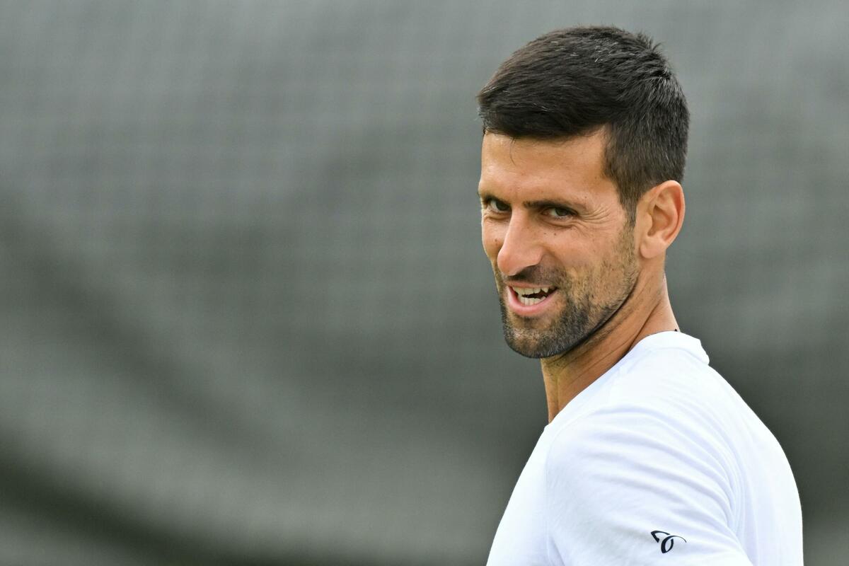 NOVAKOVA SLIKA IZ DETINJSTVA! Jedan detalj je iznenadio sve (FOTO)