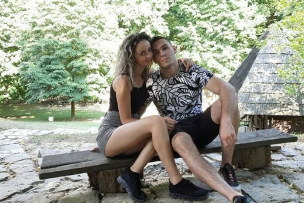 Markova devojka o tome da li je njen momak gej