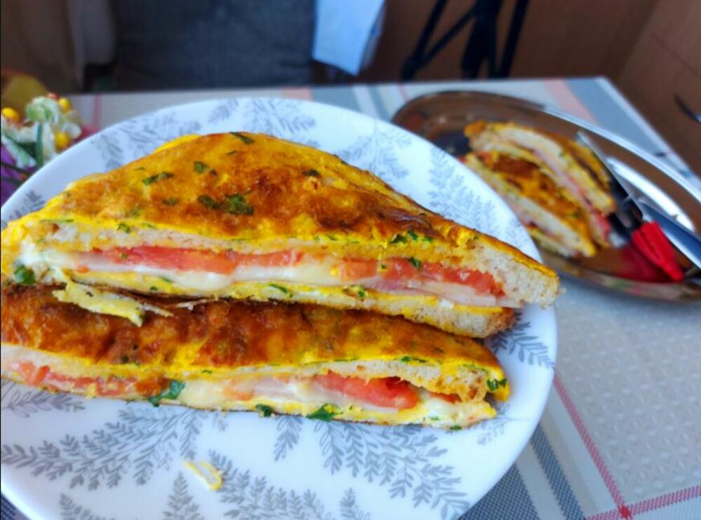 Ređanje suvih namirnica u sendvič