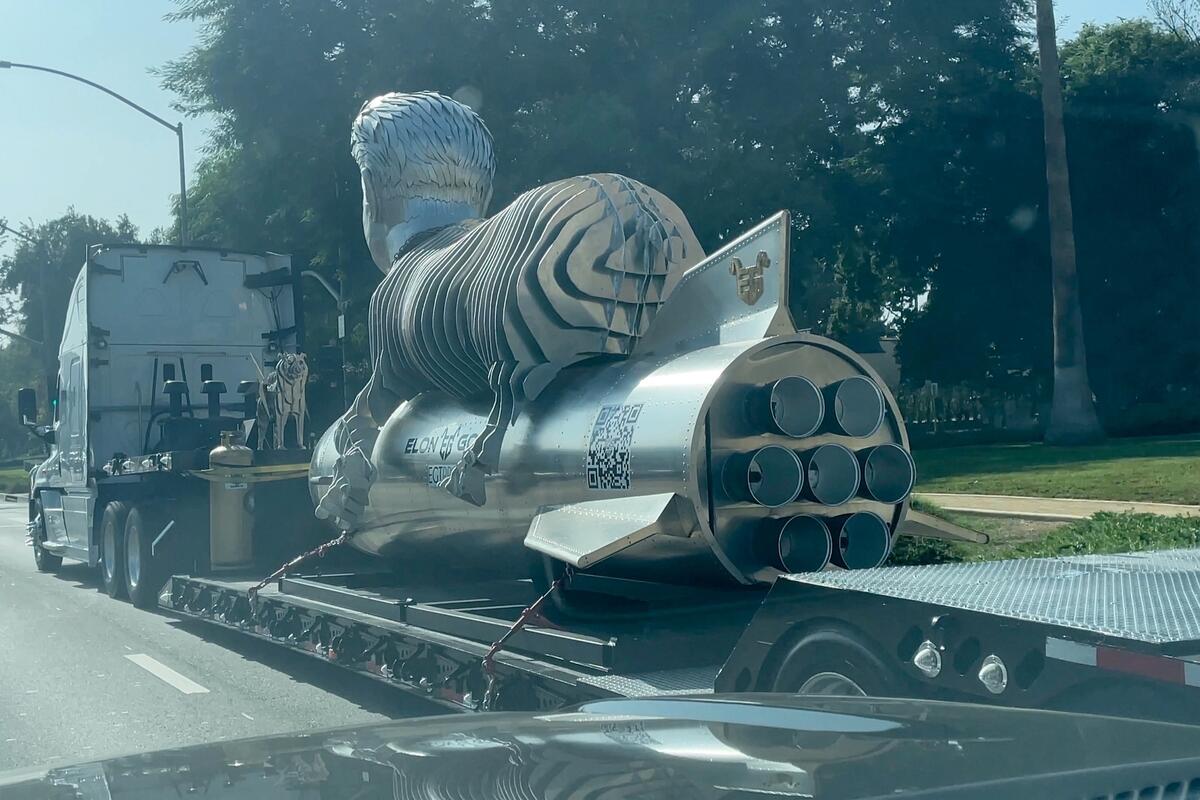 Spomenik Ilonu Masku