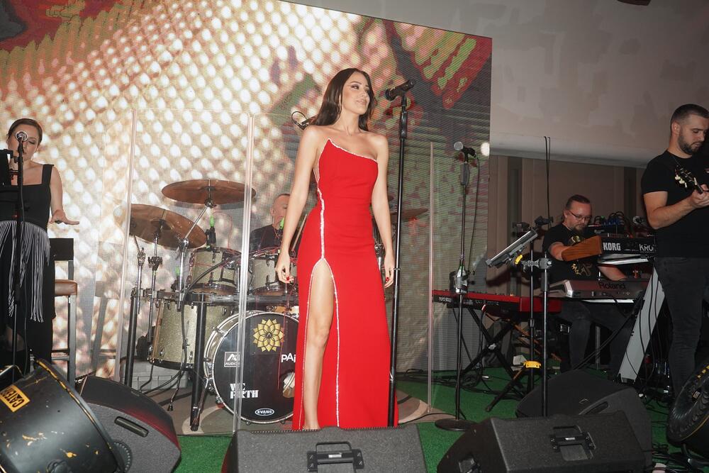 Prijina haljina za Reprizu