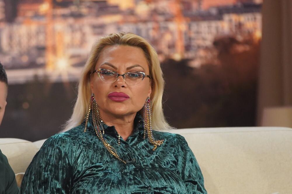 Marija Kulić podnela tužbu protiv Nenada Macanovića Bebice Marija Kulić podnela tužbu protiv Nenada Macanovića Bebice