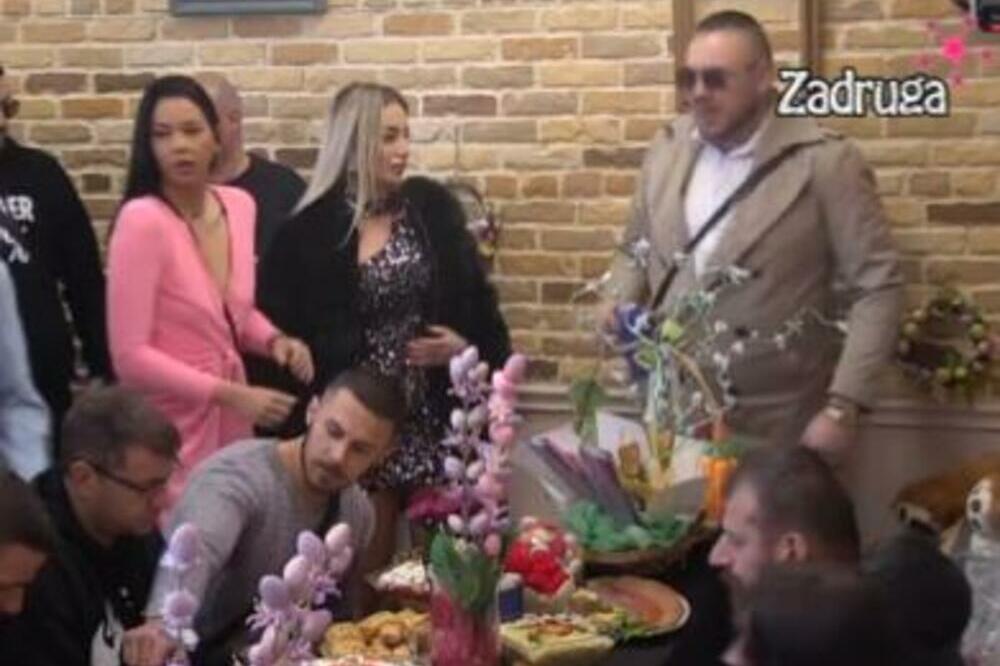 Svađa Cara i Aleksandre