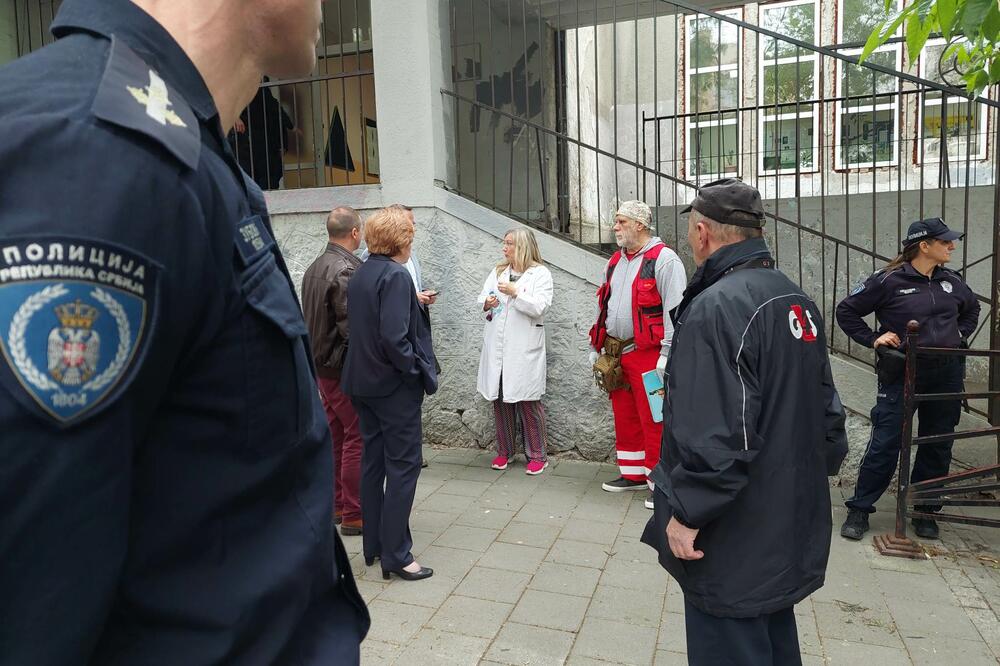 Ubijen čuvar škole na Vračaru