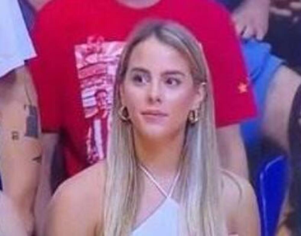 Milica Tasić proslavila rođendan u zagrljaju Luke Vildose (VIDEO) | Media