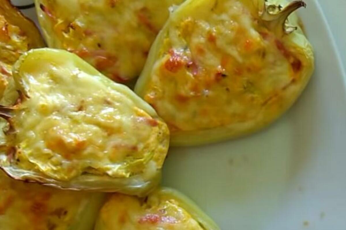 Paprike punjene tikvicama i sirom - najprostiji recept