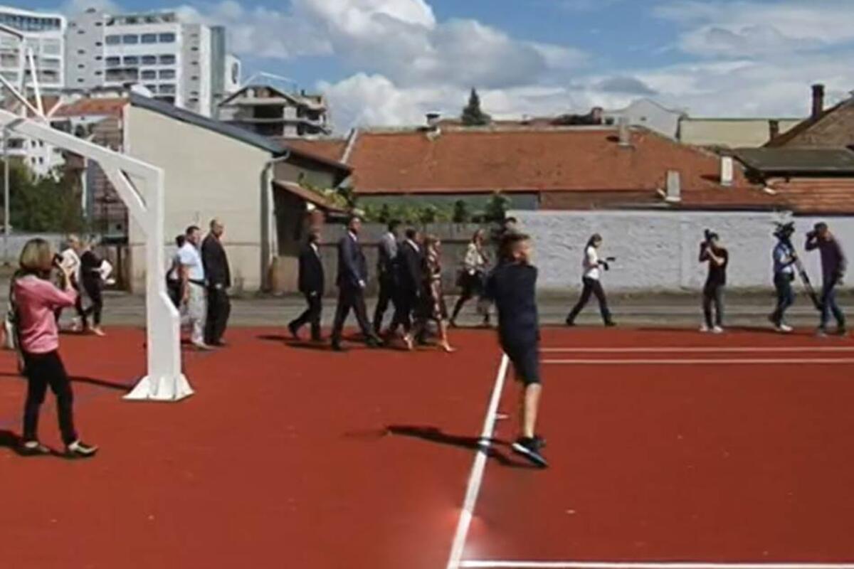 Šta je sve dobila OŠ "Nikola Tesla" u Novom Sadu?