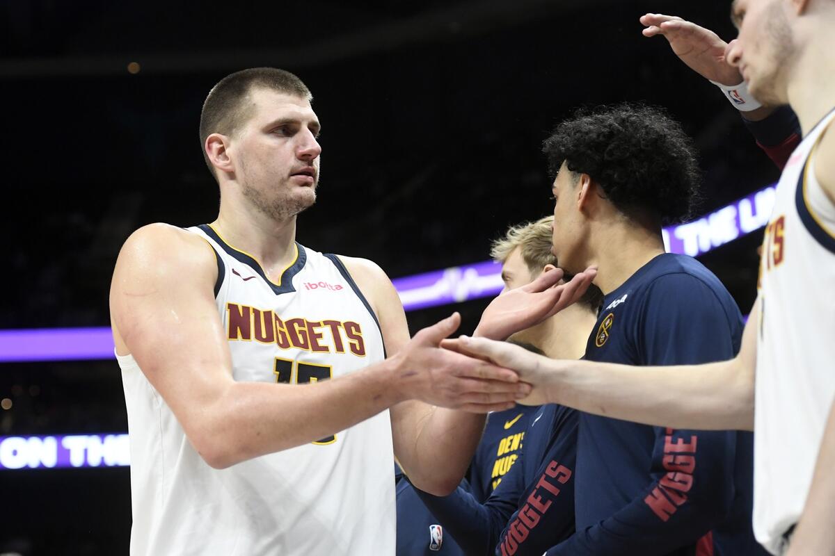 Sve vesti dana na temu : Patike Nikole Jokića | Espreso