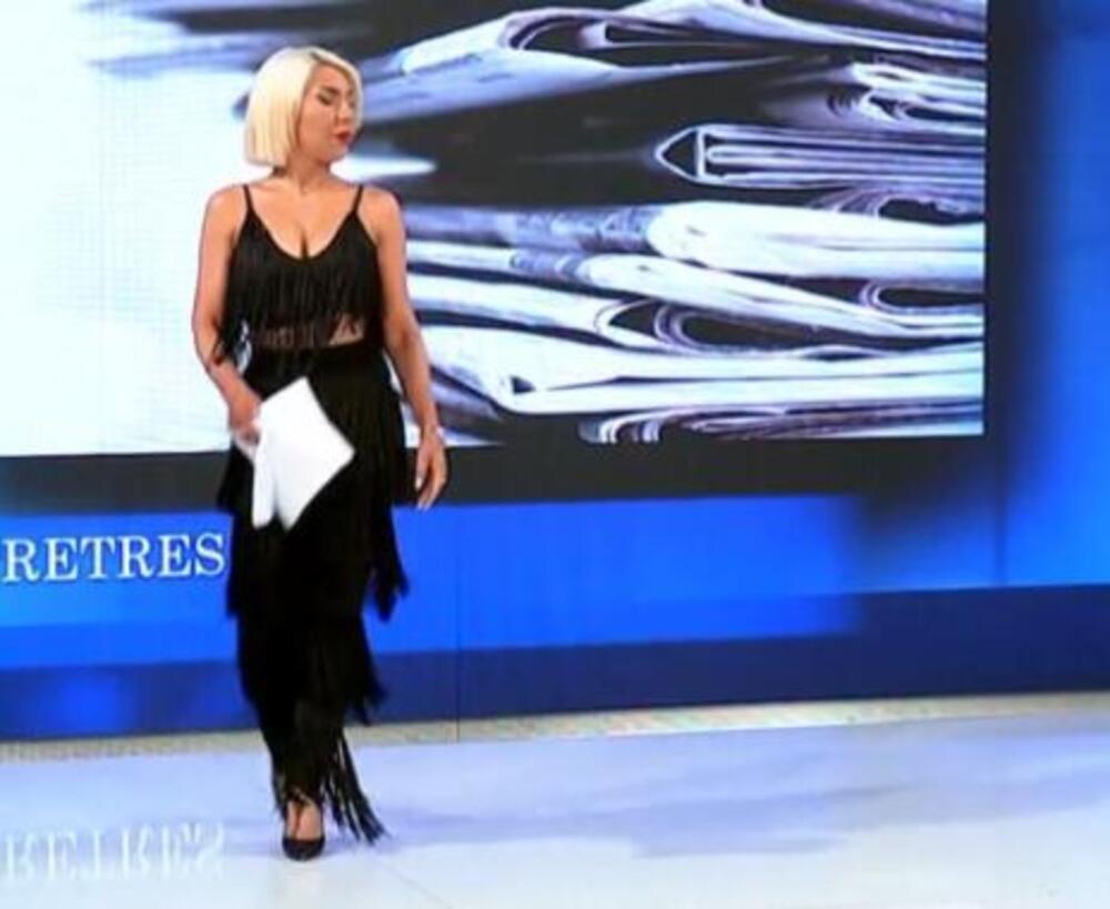 Jovana Jeremić vozi rolere | Media