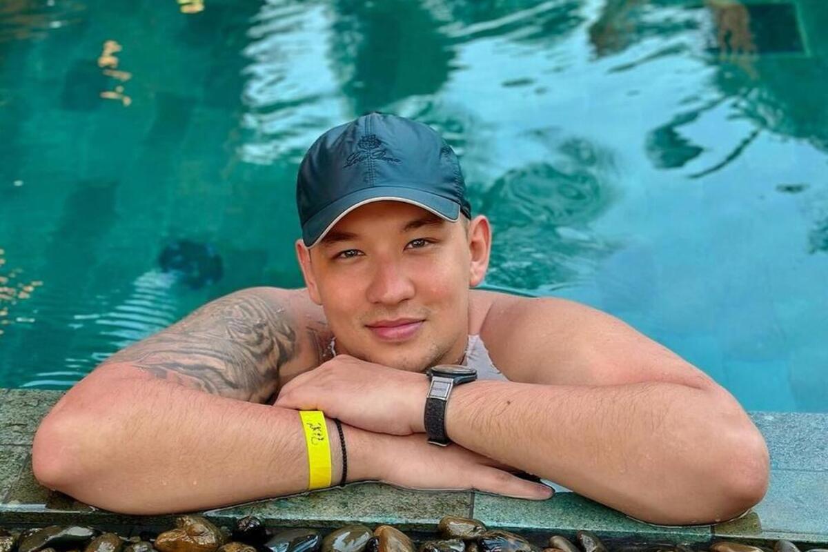 Uroš Živković u vezi sa fitnes instruktorkom