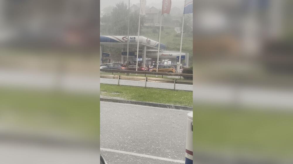 Jako nevreme pogodilo užički kraj Jako nevreme pogodilo užički kraj