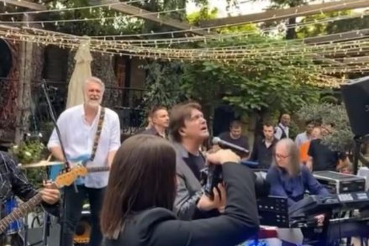 Zdravko Čolić peva na venčanju sina srpskog biznismena