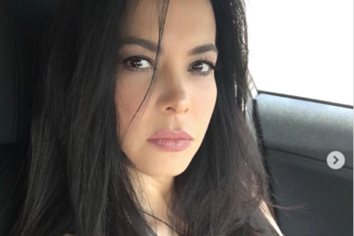 Kasandra sletela u Beograd | Media