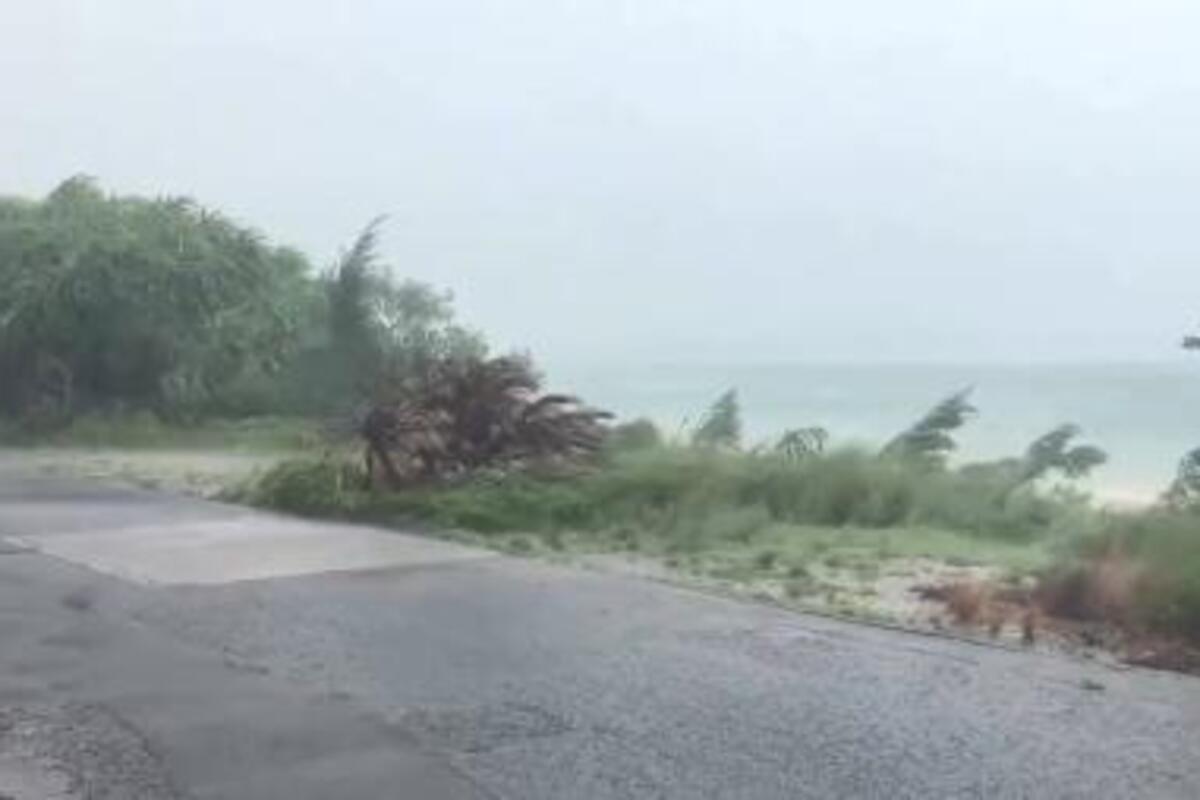 Tajfun Šansan pustoši Japan