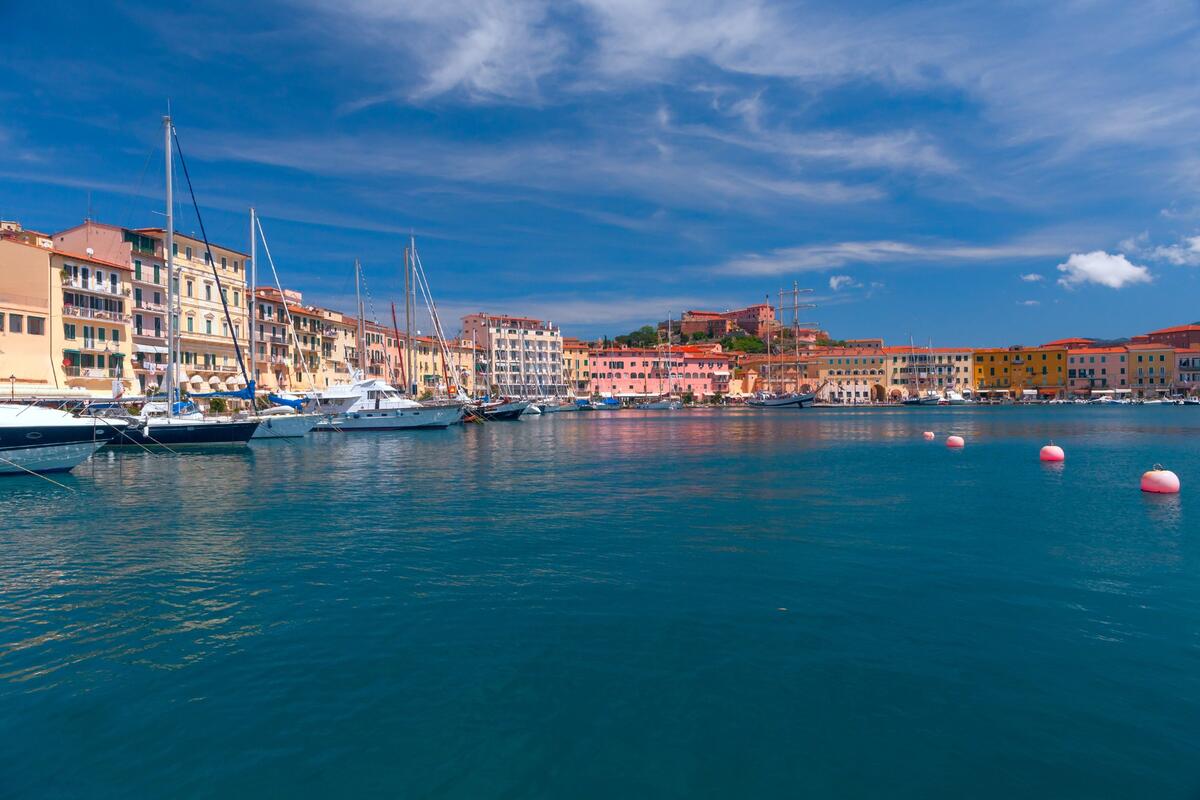 Na ostrvu Elba u Italiji vraćaju novac turistima ako vam padne kiša dok ...