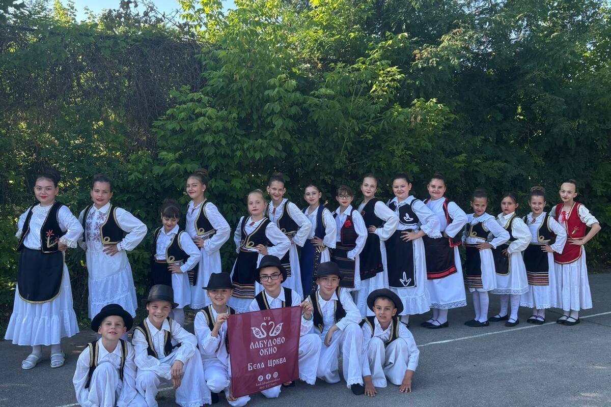 "Kamp koji menja leto i deci i roditeljima" - Espreso intervju ...